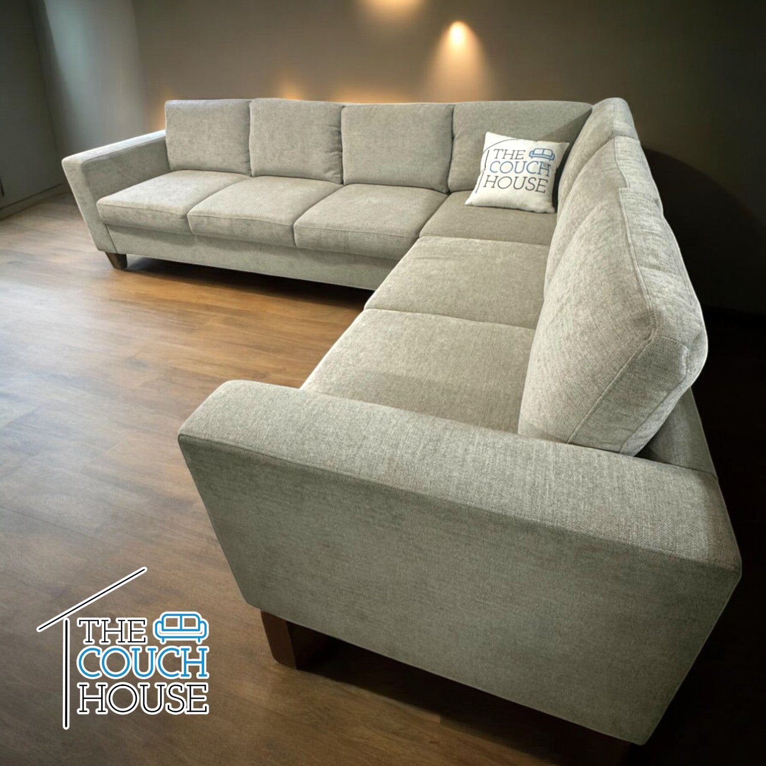 Thomasville Dillard Convertible Sleeper Sectional | The Couch House